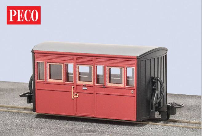 PECO GR-558C OO-9 Bug Box Coach 1970s/80s Livery, No. 5 — Ironhorse Hobbies